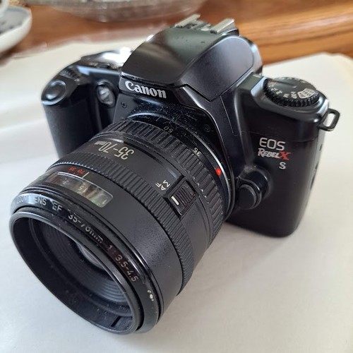 Canon EOS Rebel Xs 35mm SLR Film Camera with 35-70mm II zoom lens | eBay