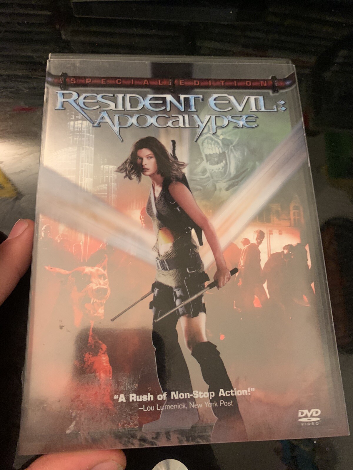 Resident Evil: Apocalypse (DVD, 2004, 2-Disc Set, Special Edition ...