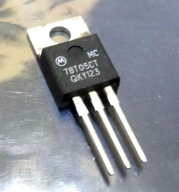2 X Motorola Mc7805 Ct Voltage Regulators 5v Output Current in Excess ...