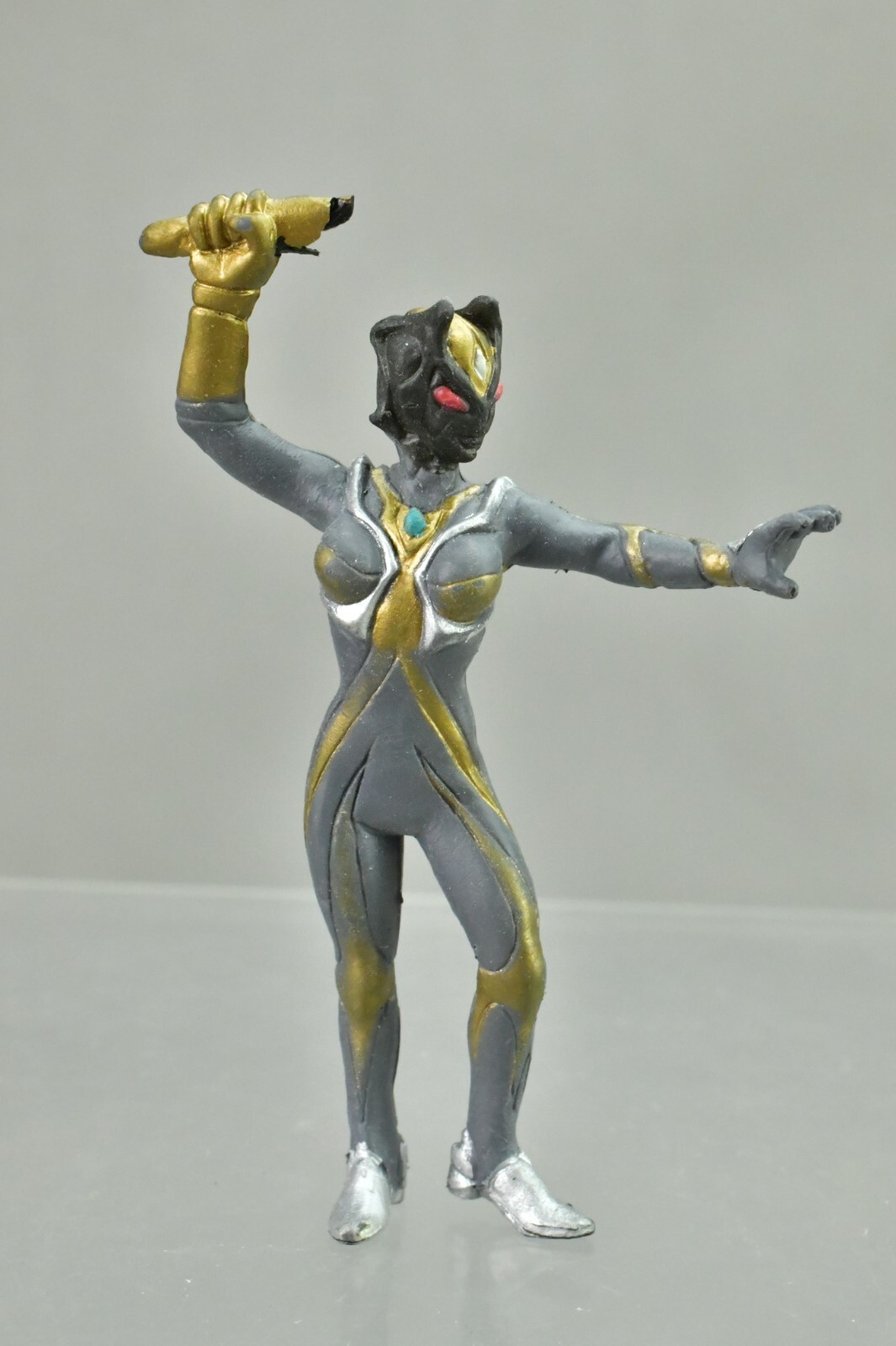 Ultraman Tiga Camearra Figure Mini 2" | eBay
