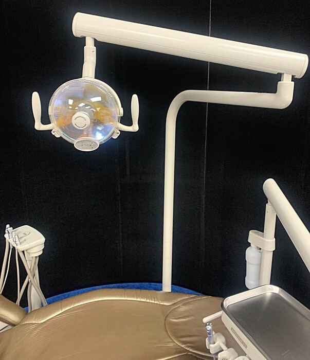 Midmark UltraComfort Dental Operatory - Radius Delivery, Assist. Pkg ...