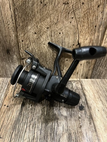 Shimano FX2000 Spinning Reel Gear Ratio 4.1:1 with Shimano R2000 | eBay
