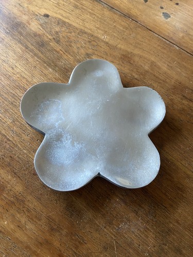 Pottery Barn Silver Metal Clover Shaped Trinket Plate | eBay