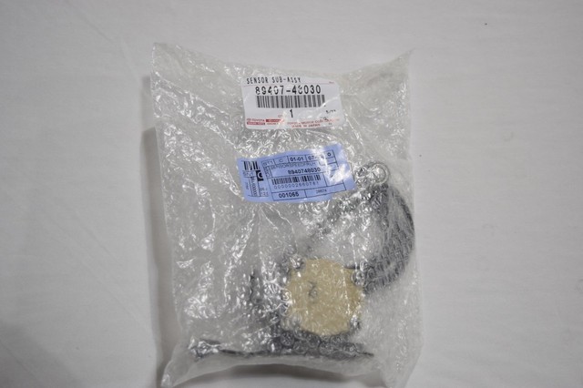 OEM Toyota 8940748030 Sensor Sub-assy Height Control Rear RH 89407 ...