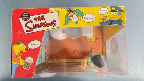 The Simpsons INTERACTIVE BOWL-A-RAMA ENVIRONMENT with APU Playmates ...
