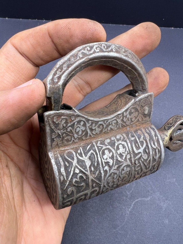 Beautiful Old Islamic Safavid Antiquities Persian Calligraphy Solid ...