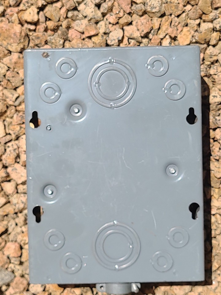 Square D QO Load Center Breaker Panel 100A 6-Space with Breakers ...