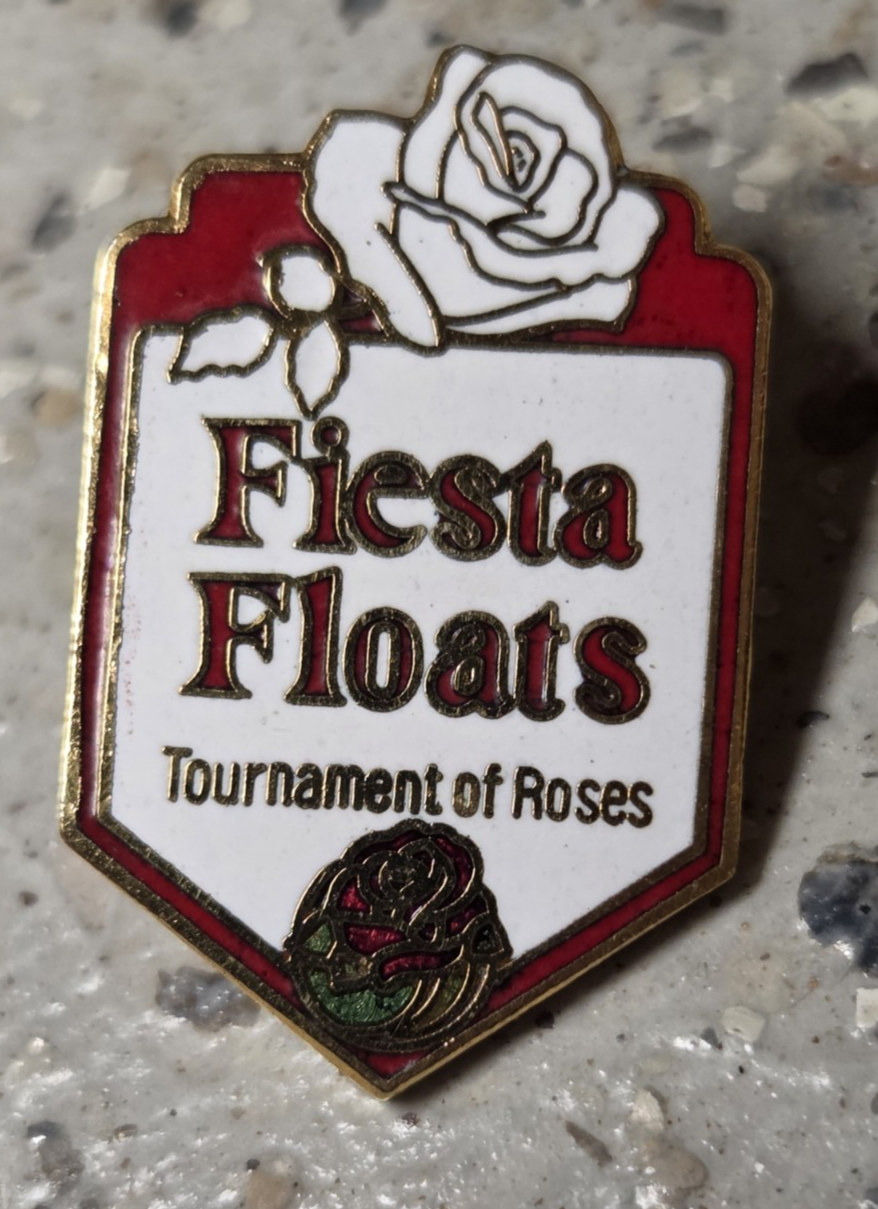 1 1/8” Fiesta Floats Tournament of Roses Pinback Vintage 1985 Rose Bowl ...