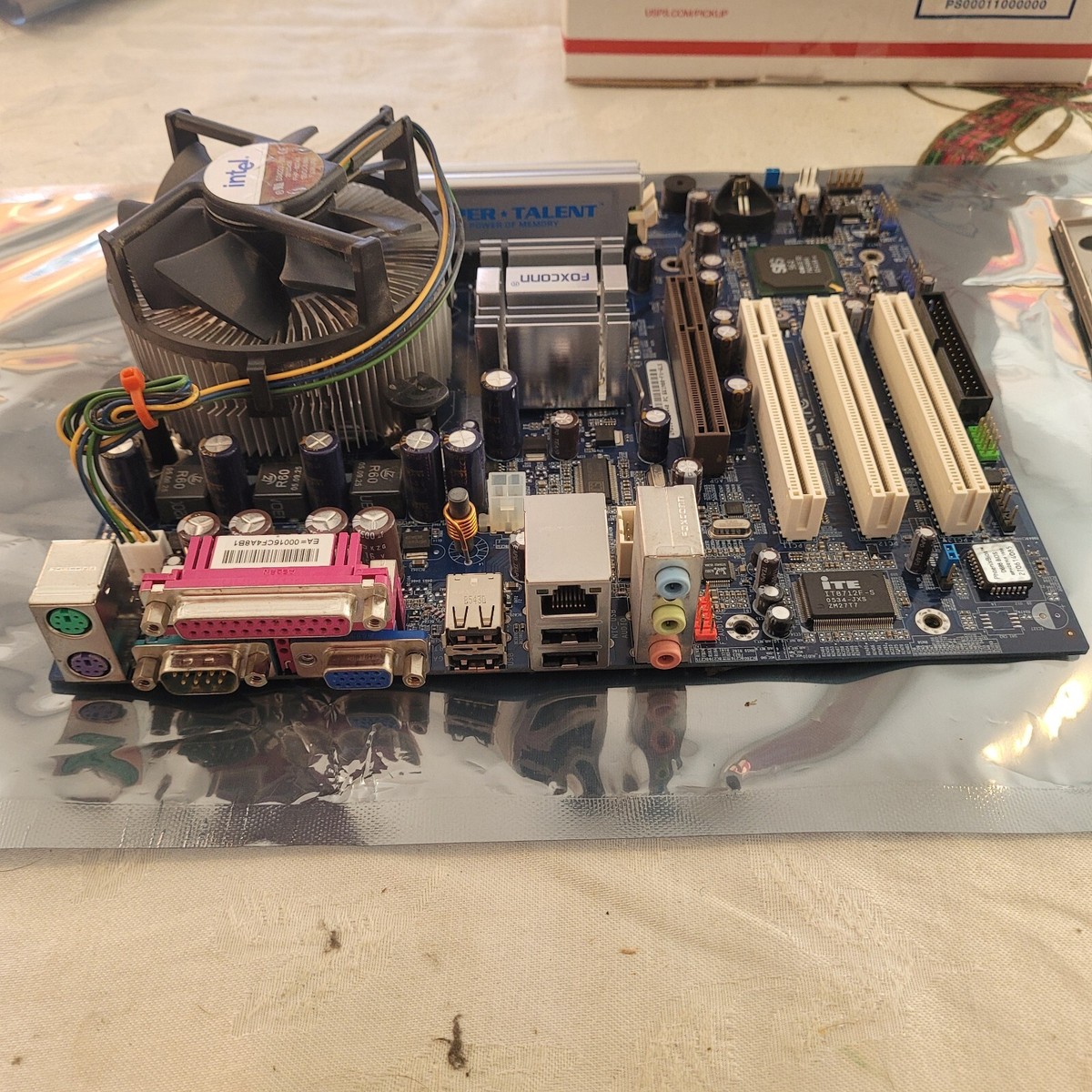 Foxconn Motherboard N15235