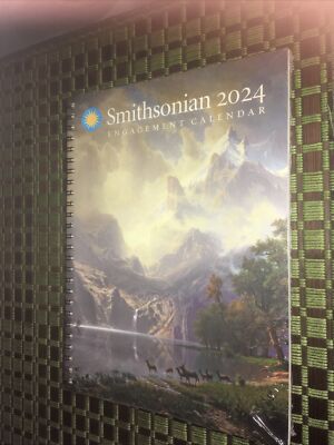 Smithsonian Engagement Calendar 2024 by Smithsonian Institution (2023 ...
