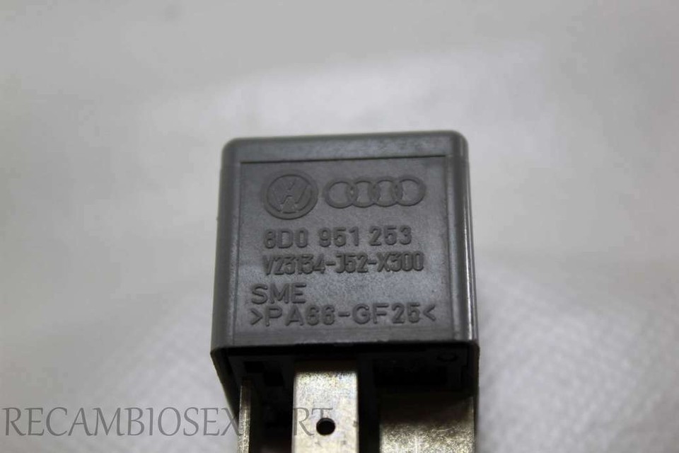 Relay 370 Audi VW Skoda Seat 8D0951253 8D0 951 253 V23134J52X300 V23134 ...