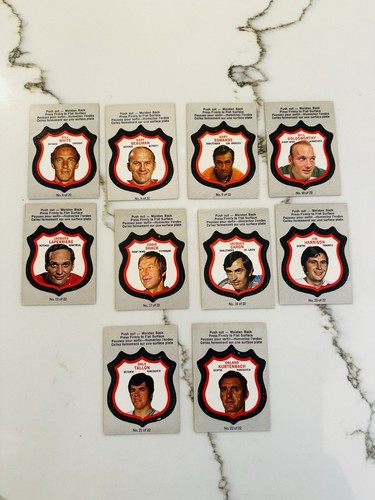 1972-73 O-Pee-Chee NHL Player Crests Push-Out LOT OF 10 White Bergman ...