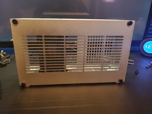 SGPC K55 V2 ITX Aluminum Case with PCIE Riser Cable and 2 Aluminum ...