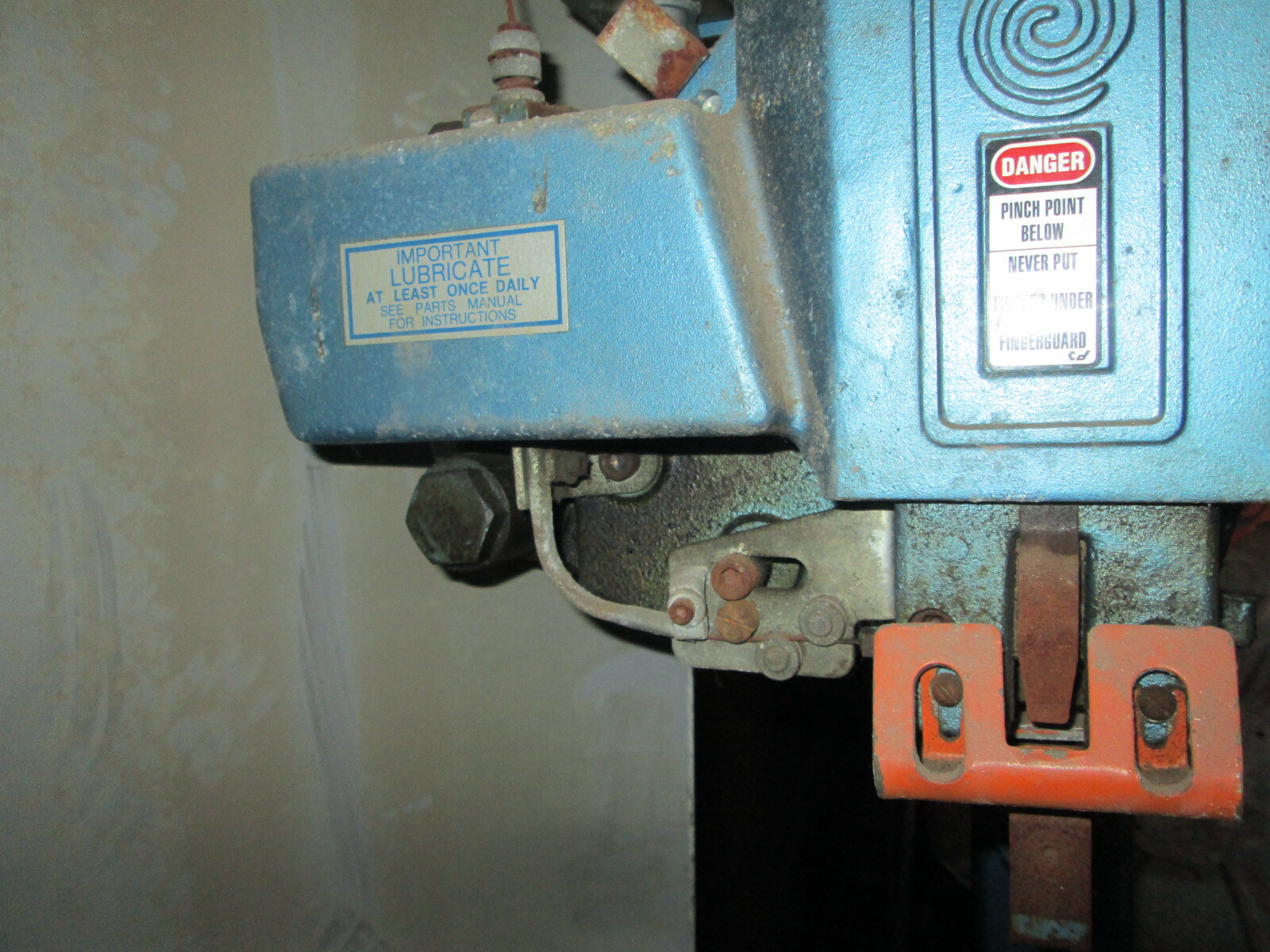 ISP Model HF16A Silver Stitcher Post Type Box Stitcher W/Dayton 1/3Hp ...