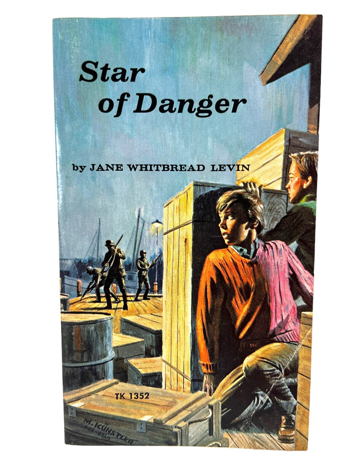 Star of Danger Jane Whitbread Levin Scholastic Paperback Book TK 1352 ...