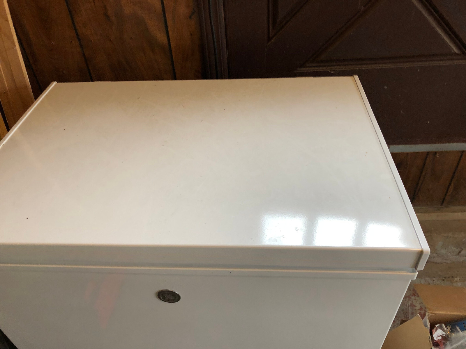 GE deep freezer chest FCM5SKAWW 5.0 Cu. Ft. great condition, local ...