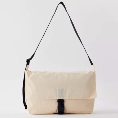 NEW! Baggu MESSENGER BAG in “Ivory” — Washable Recycled Nylon, SOLD OUT ...
