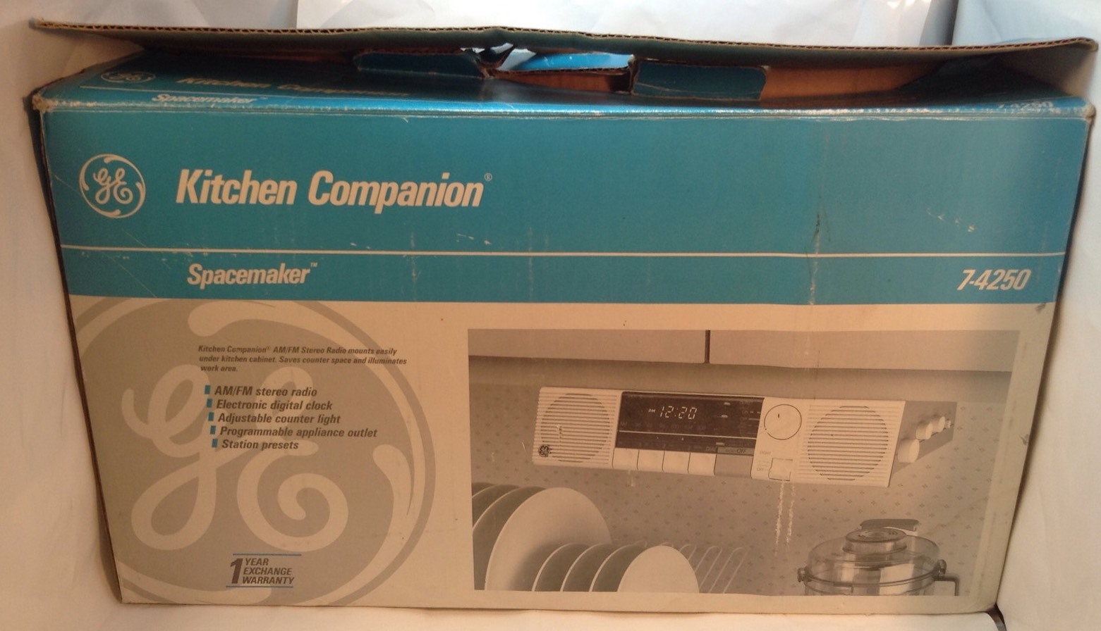 BOXED GE kitchen companion Spacemaker AM/FM Stereo Under Cabinet ...