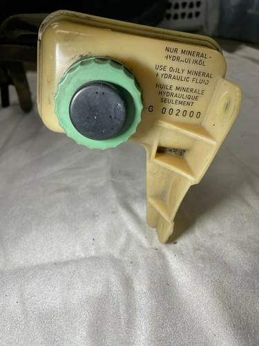 G002000 AUDI CABRIOLET A4 S4 B5 QUATTRO POWER STEERING RESERVOIR BOTTLE ...