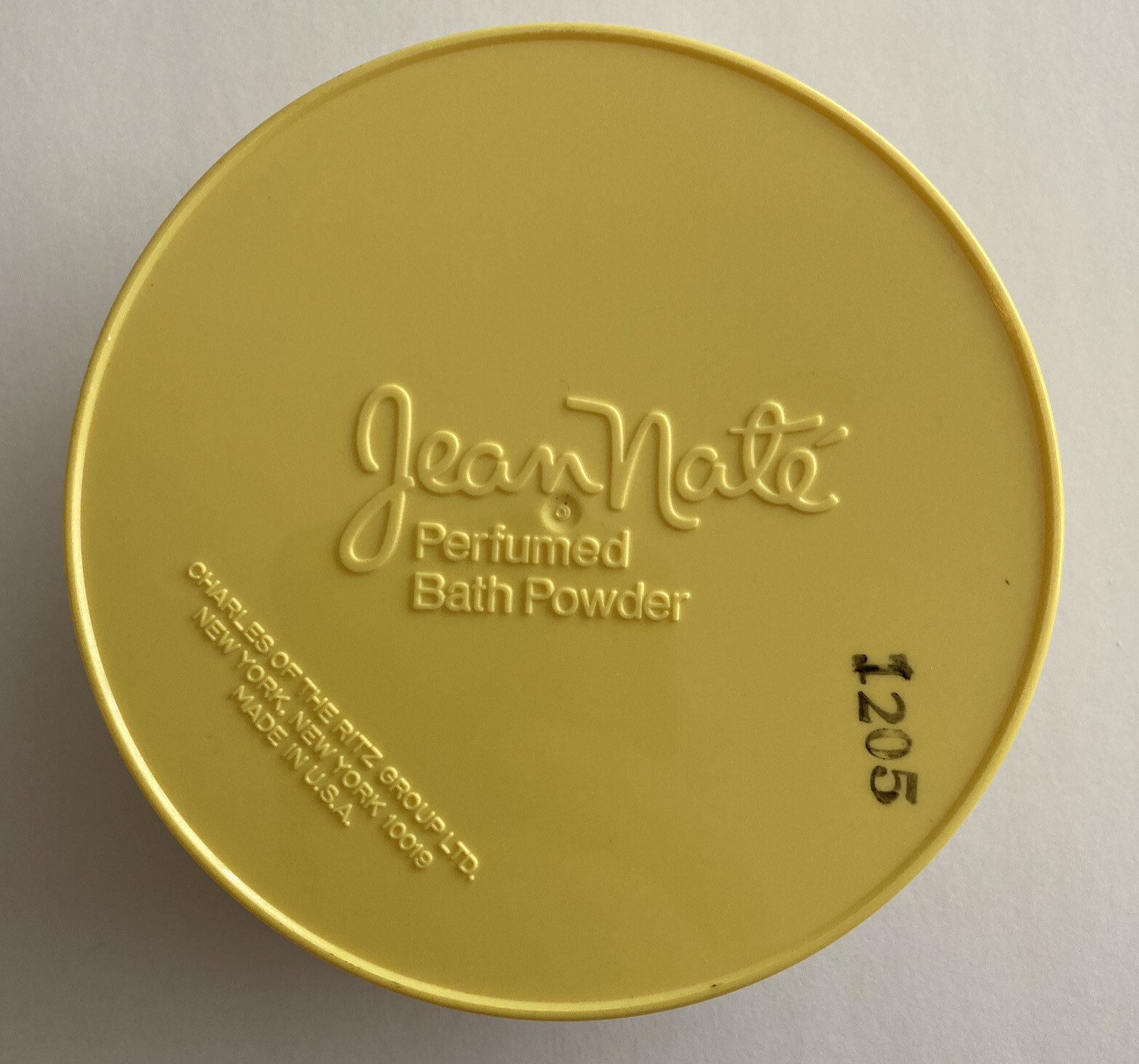 JEAN NATE PERFUMED BATH POWDER 4 OZ NEW WITH PUFF NO BOX PLEASE SEE ...