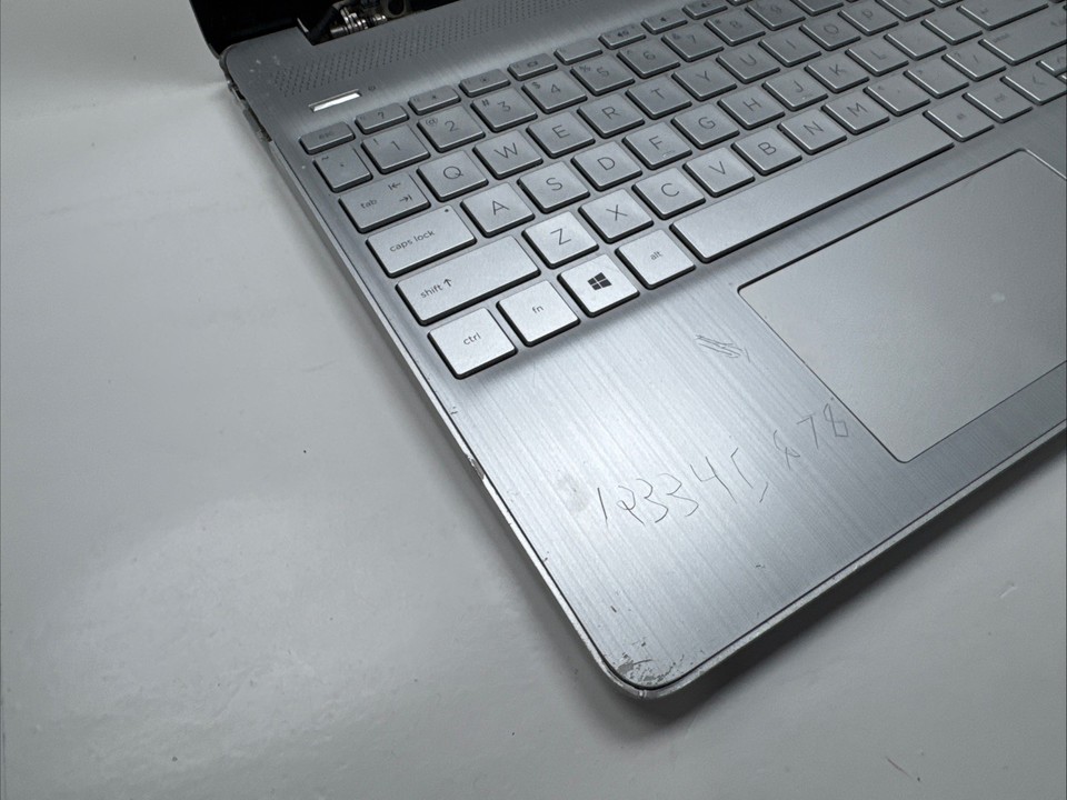 *for parts only*broken* HP Laptop 15-dy2085nr 15.6” Screen Intel Core ...