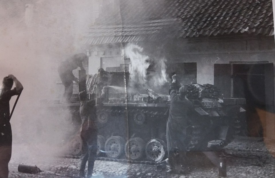 WW2 Real Battle Photograph of a German Panzer III 3 On Fire! 7 x 5 | eBay
