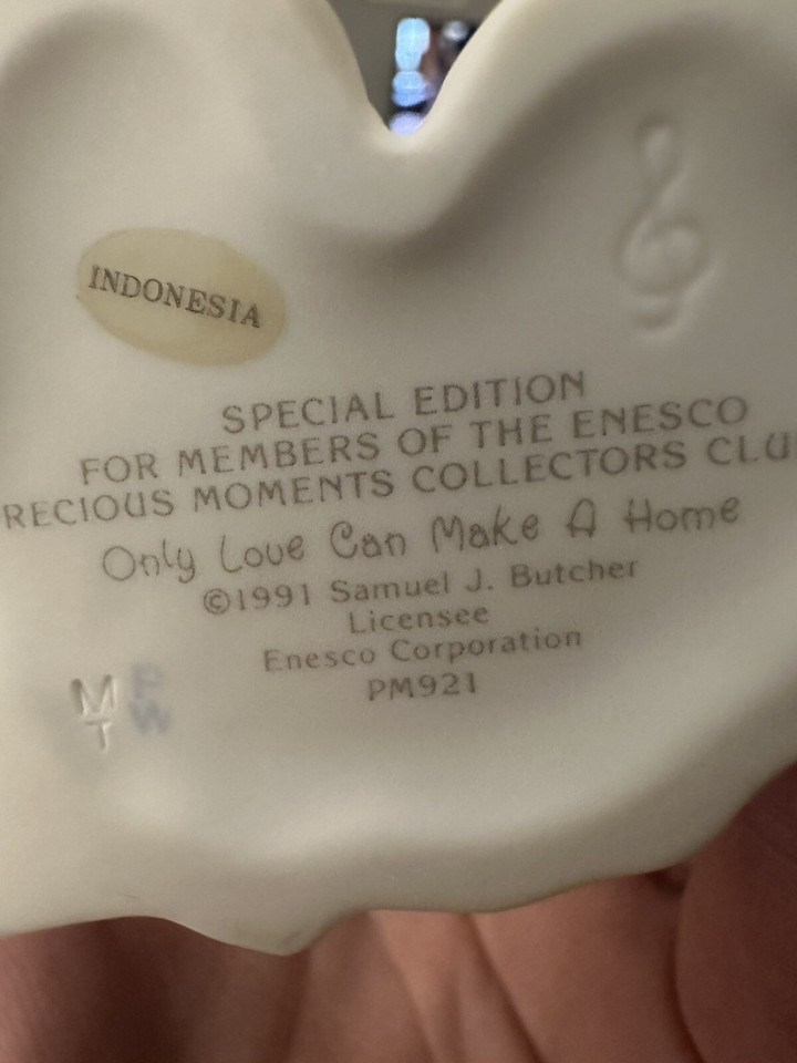 Precious Moments 1991 Special Edition Only Love Can Make A Home-Clef ...