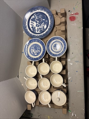 25 Lot Of Churchill Blue Willow Porcelain Tea Set with Cups and Saucers ...