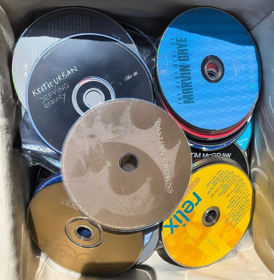 100 Bulk Wholesale Lot Of Music CDs (Discs Only) (No Cases) (No Artwork ...