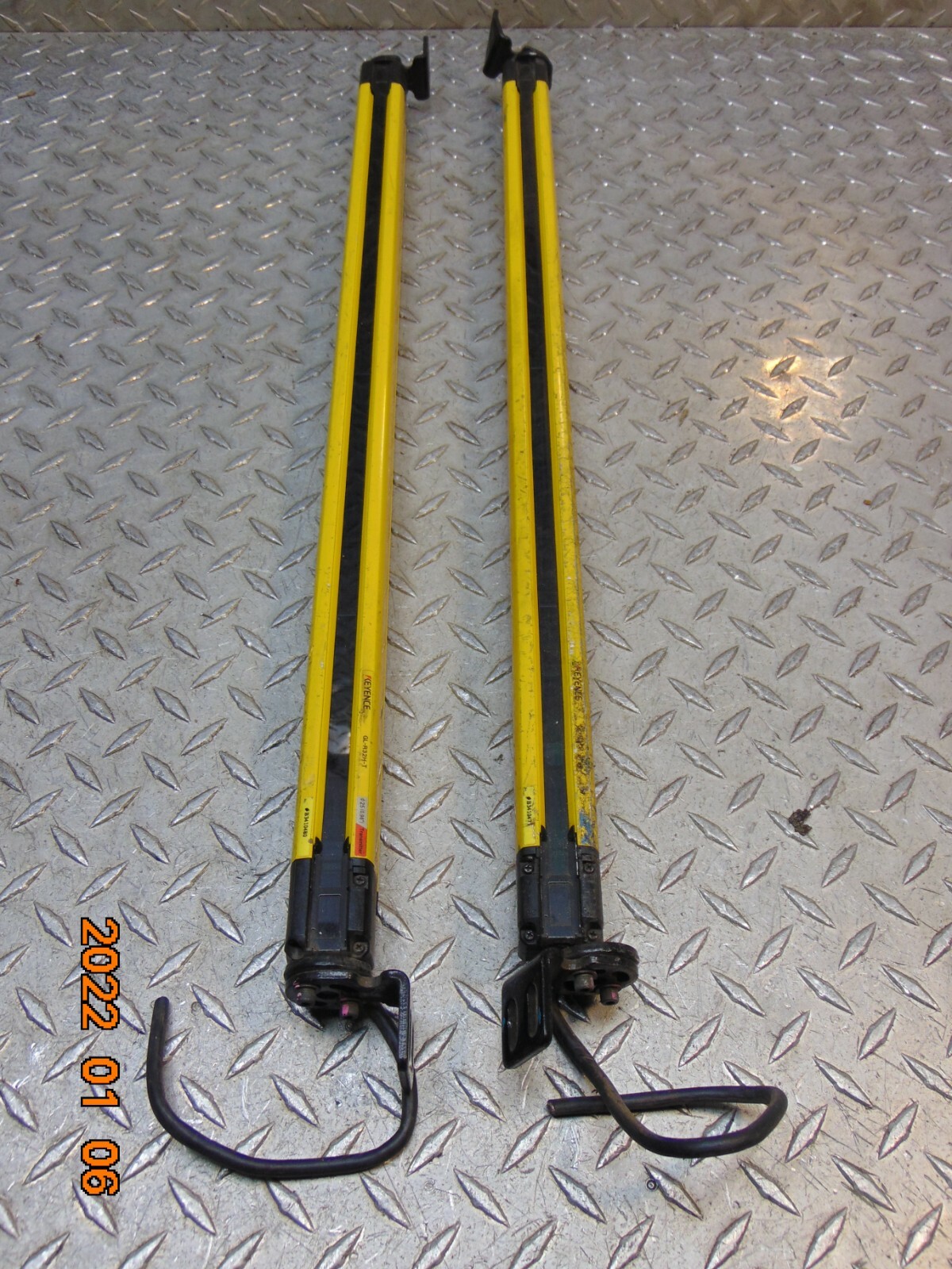 *SET* KEYENCE LIGHT CURTAINS GL-R32H-T TRANSMITTER & GL-R32H-R RECEIVER ...