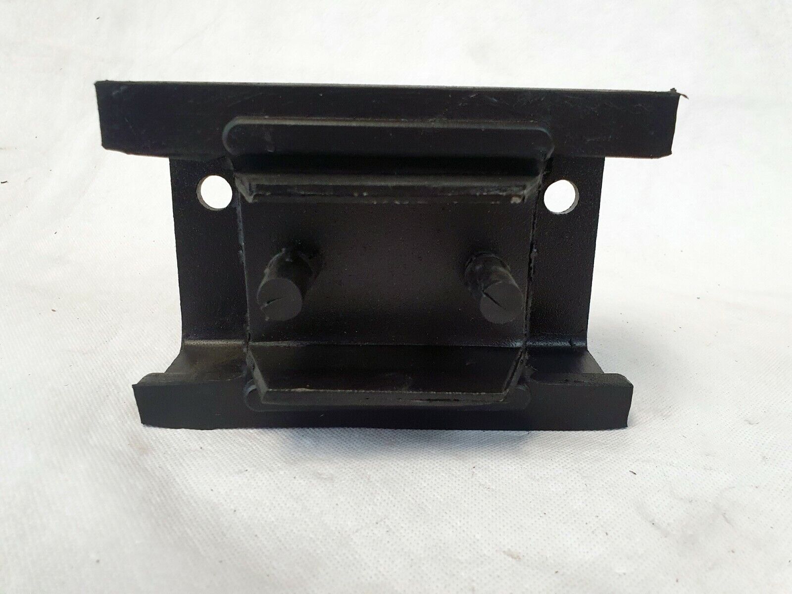 Rear Transmission Mount 1PC For Nissan Pathfinder 00-97 V6-3.3L 11320 ...