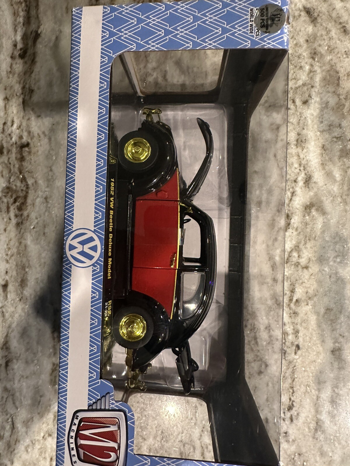 *ERROR* M2 MACHINES CHASE 1952 VW BEETLE DELUXE MODEL 1 OF 500 GOLD 1: ...