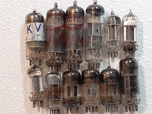 11KV8 11MS8 (3), 12AV6 (4), 12AZ7 (3), 12BY7 Vacuum Tube Lot of (12 ...