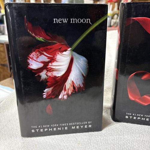 Twilight Saga Series 2-4 Set Lot: New Moon, Eclipse, Breaking Dawn ...