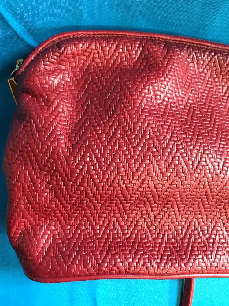 NATURALIZER SYNTHETIC RED Woven Look Shoulder Bag PURSE 9.25” x 7”Strap ...