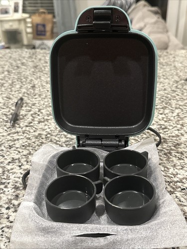 DASH Aqua Egg Bite Maker DBBM400 +4 Silicone Molds- New Without Box, Never Used | eBay