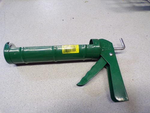 Newborn Model 33 Caulk Gun *FREE SHIPPING* | eBay