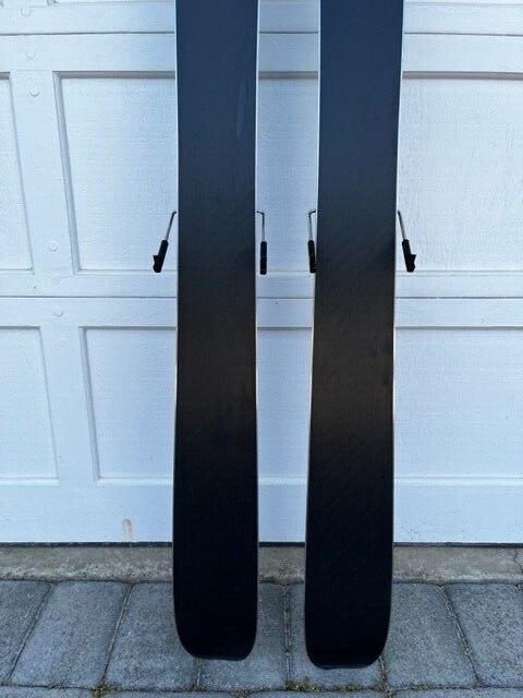 176cm FISCHER Ranger 102 All-Mountain Skis (A17722V) with 2023 Look ...