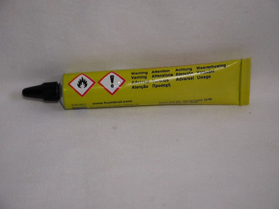 Humbrol Medium Poly Cement A Solvent Based Glue For Plastics Models ...