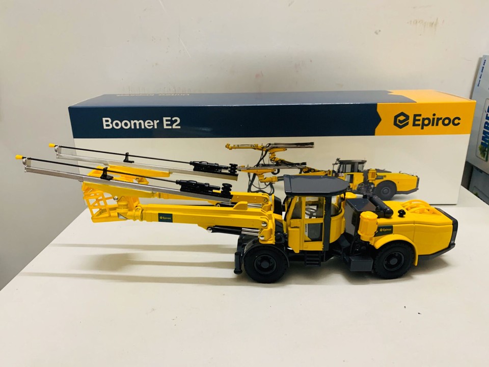 RARE!! Epiroc Boomer E2 Rock Drilling Rig 1:50 Scale Die-Cast Model New ...