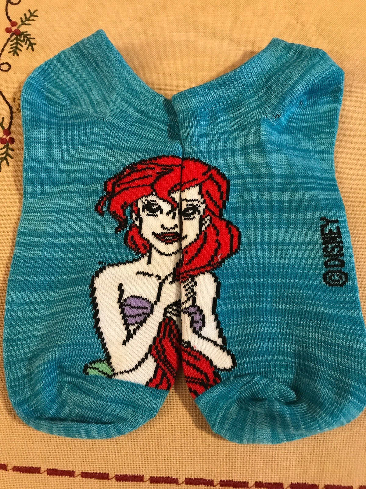 DISNEY PRINCESS VILLAINS WOMEN’S SOCKS—THE LITTLE MERMAID —ARIEL TEAL ...