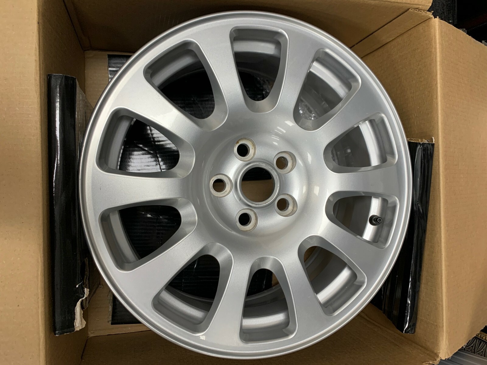 (1) 2004 TO 2009 JAGUAR XJ XJ8 OEM FACTORY 17" WHEELS RIMS 2W931007AA ...