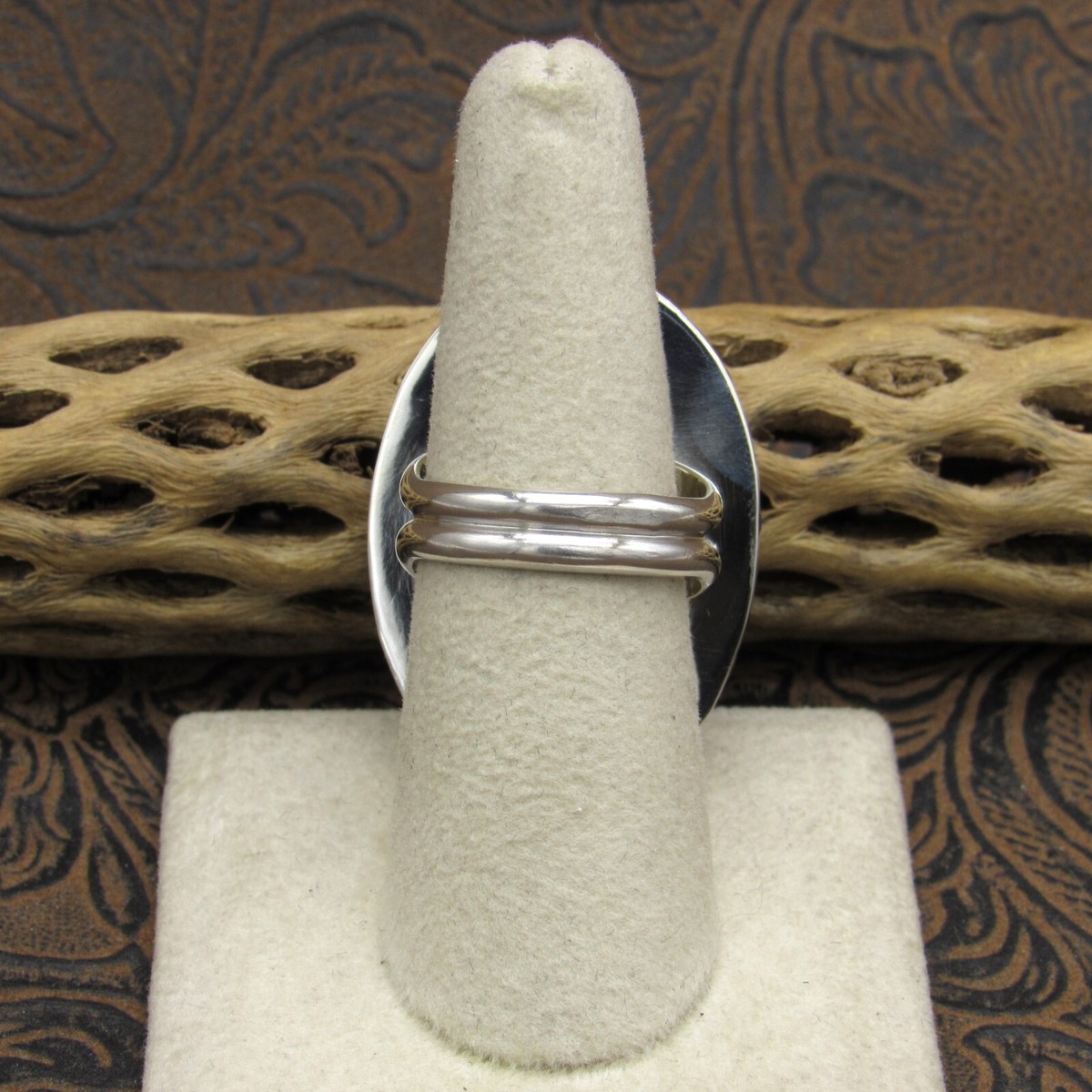 Pink Conch Shell Ring