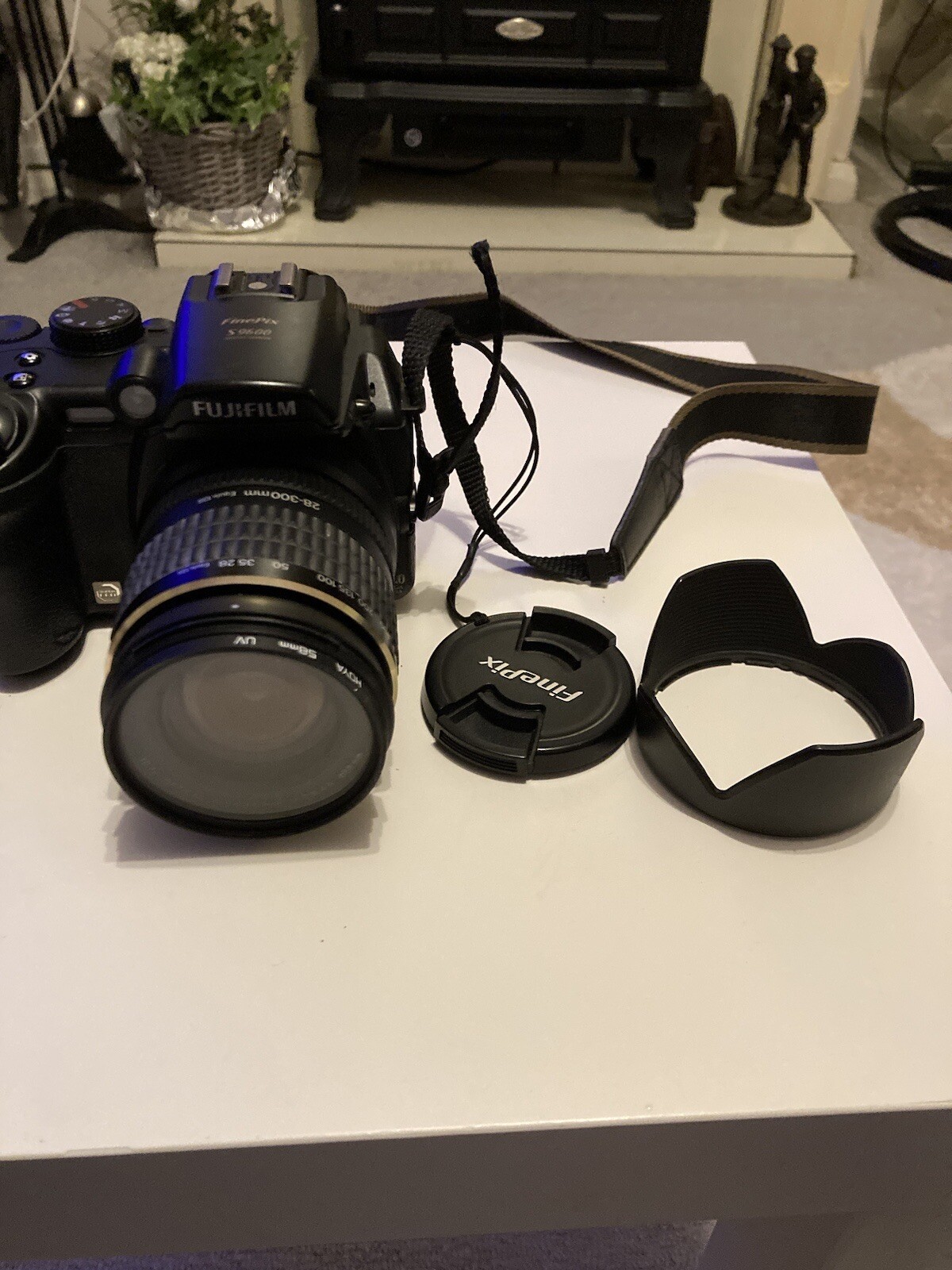 Fujifilm FinePix S Series S9600 Zoom 9.0MP Digital Camera - Black (Kit ...