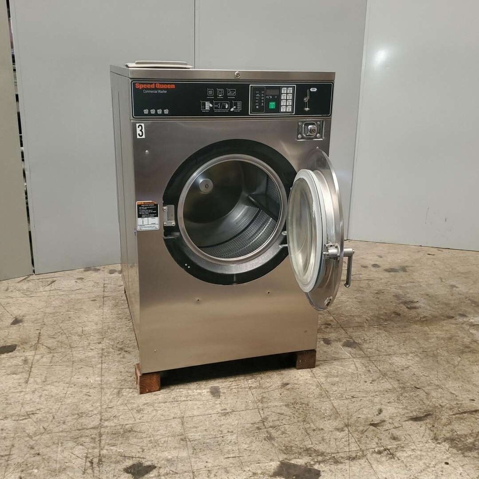 SPEED QUEEN 40LB Front Load Washer MODEL: SC40BC2YU60001 S/N 0905016567 ...