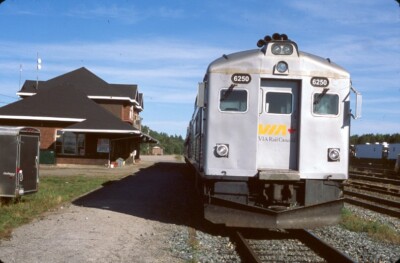 VIA 6250 RDC-4 #185 CARTIER ON (VIA RAIL) ORIGINAL SLIDE 09-01-16 T22 ...