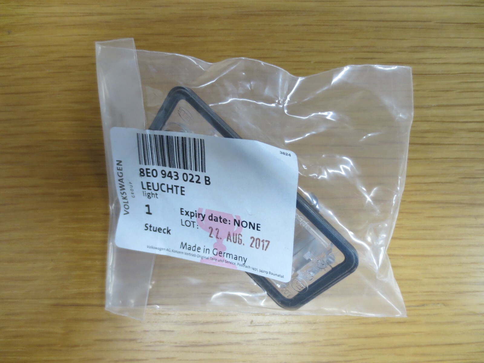 Audi License Number Plate Light Bulb Holder Right Genuine 8E0 943 022 B ...