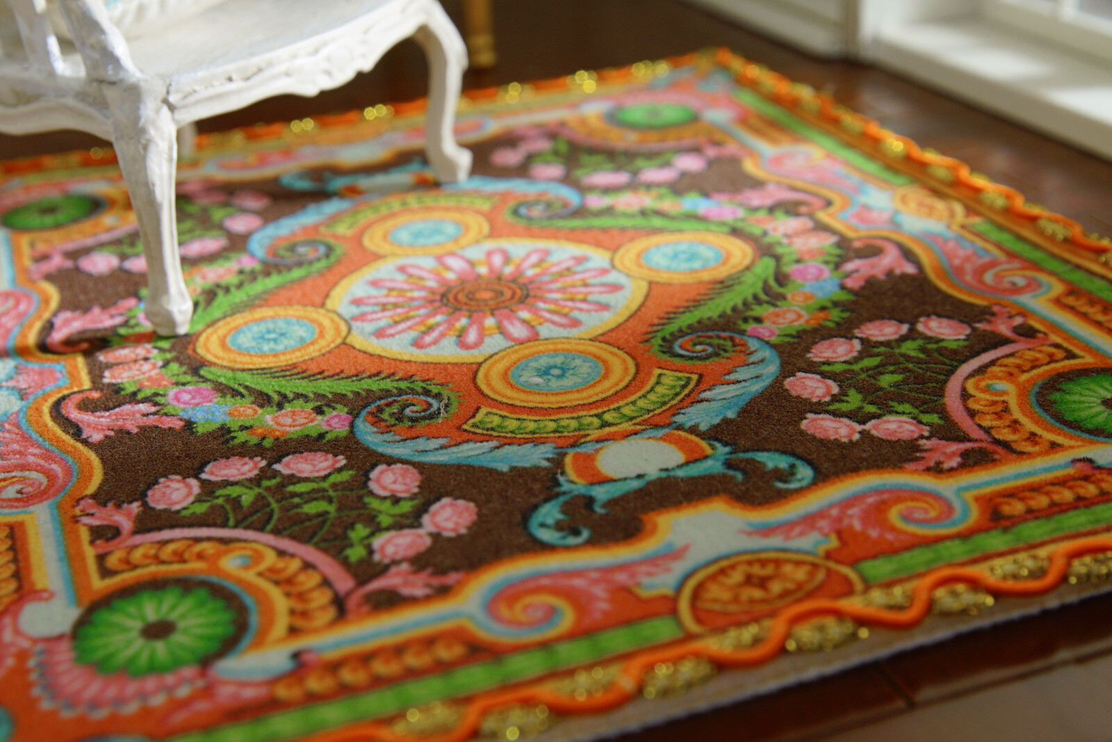 Splendid Beautiful Medallion Pink Roses Classic French Swirl Dollhouse ...