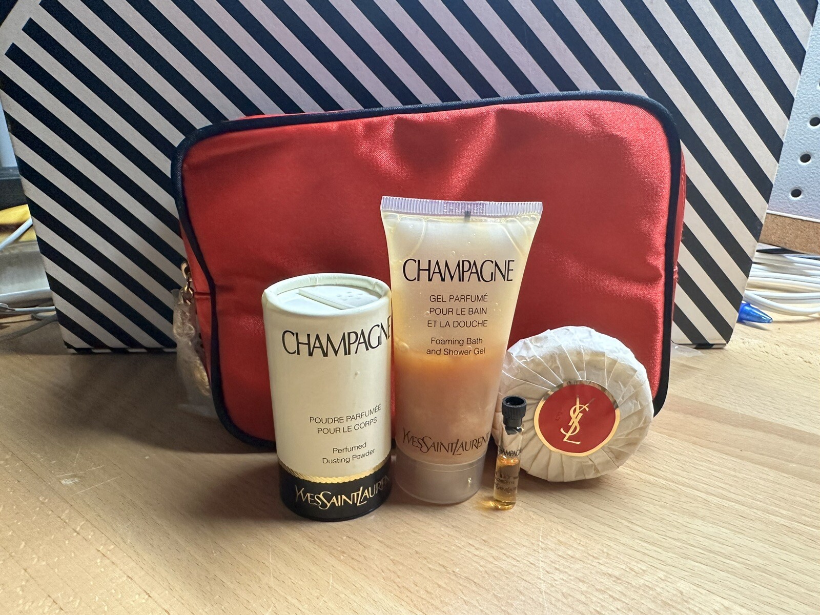 Yves Saint Laurent Ysl Champagne Powder Soap Gel Parfum Gift Set ...