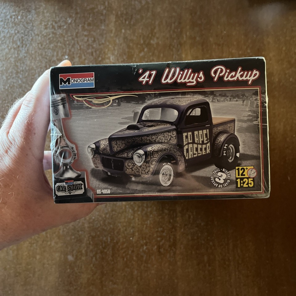 1941 Willys Pickup Truck Hot Rod '41 Revell-Monogram 1/25 Scale Model ...